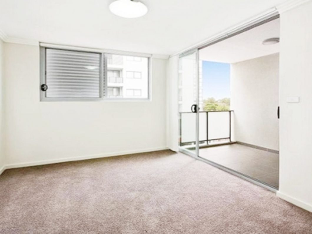 Split Level Apartment - Whitestone Agency